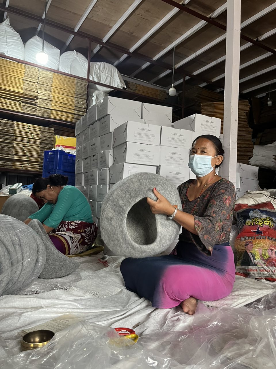 Handmade Tibetan singing bowl Manufacturer – Samyak International Pvt. Ltd.